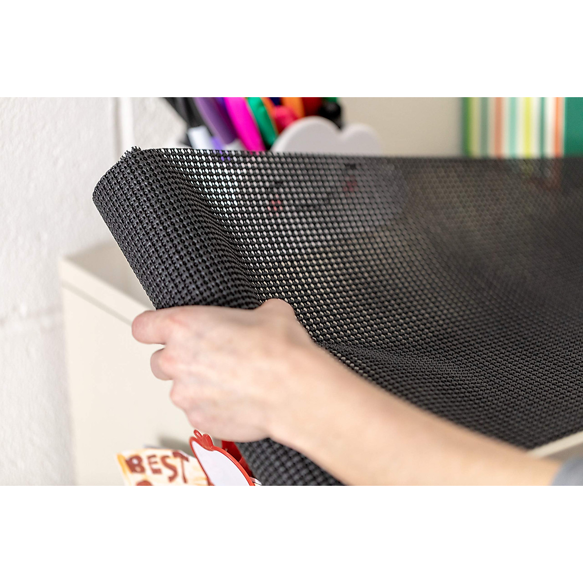 Duck Non-Adhesive Shelf Liner Select Grip EasyLiner, 12-inch x 20 Feet, Black