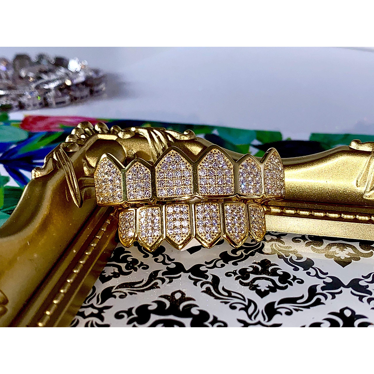 14k Joker Gold Grillz for Mouth Top Bottom Hip Hop Teeth Grills for Mouth Grillz for Mouth Top Bottom Hip Hop 8 Teeth Grills for Teeth Mouth Set - Teeth Cap, Iced Grillz 6 Teeth Top & Bottom Set