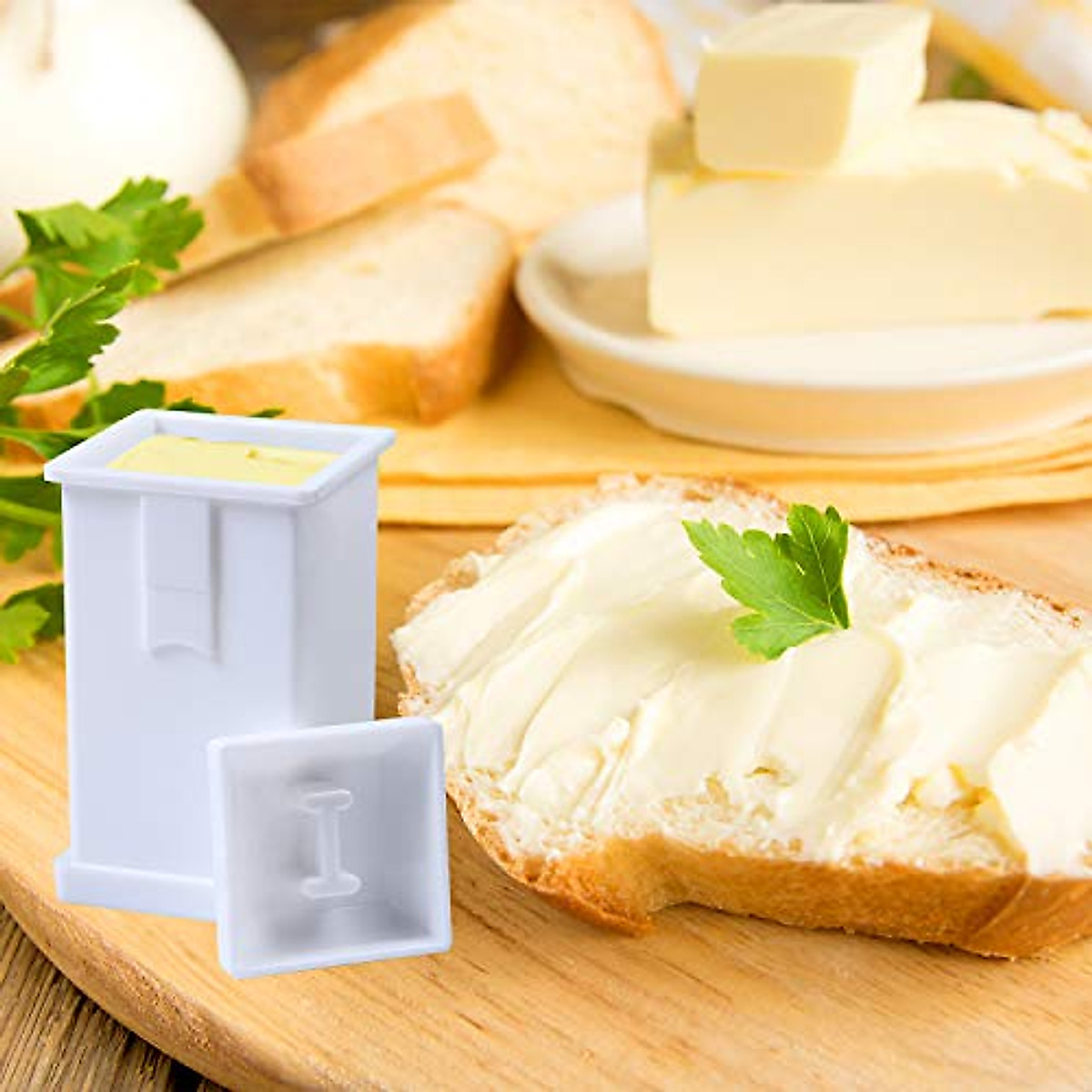 Cooraby 2 Pack Plastic Butter Spreader Corn Cob Butter Holder Spreads Butter Dispenser with Built-in Cover