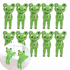 VinBee Beach Towel Clips 10 PCS Chair Clips Strong Grip Clothes Pins for Beach Chair, Lounger -Frog Shape(Green)