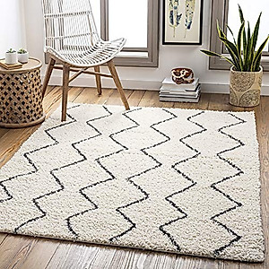 Artistic Weavers Moroccan Soft Kasey Shag Area Rug,5'3" x 7',Cream/Charcoal