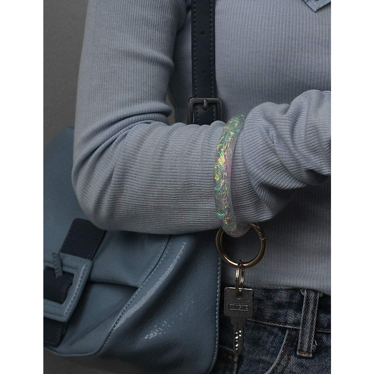 Mymazn Bangle Key Ring Bracelet for Women Wristlet Keychain Bracelets Holographic Circle Keyring for Wrist, Gift for Women Girls