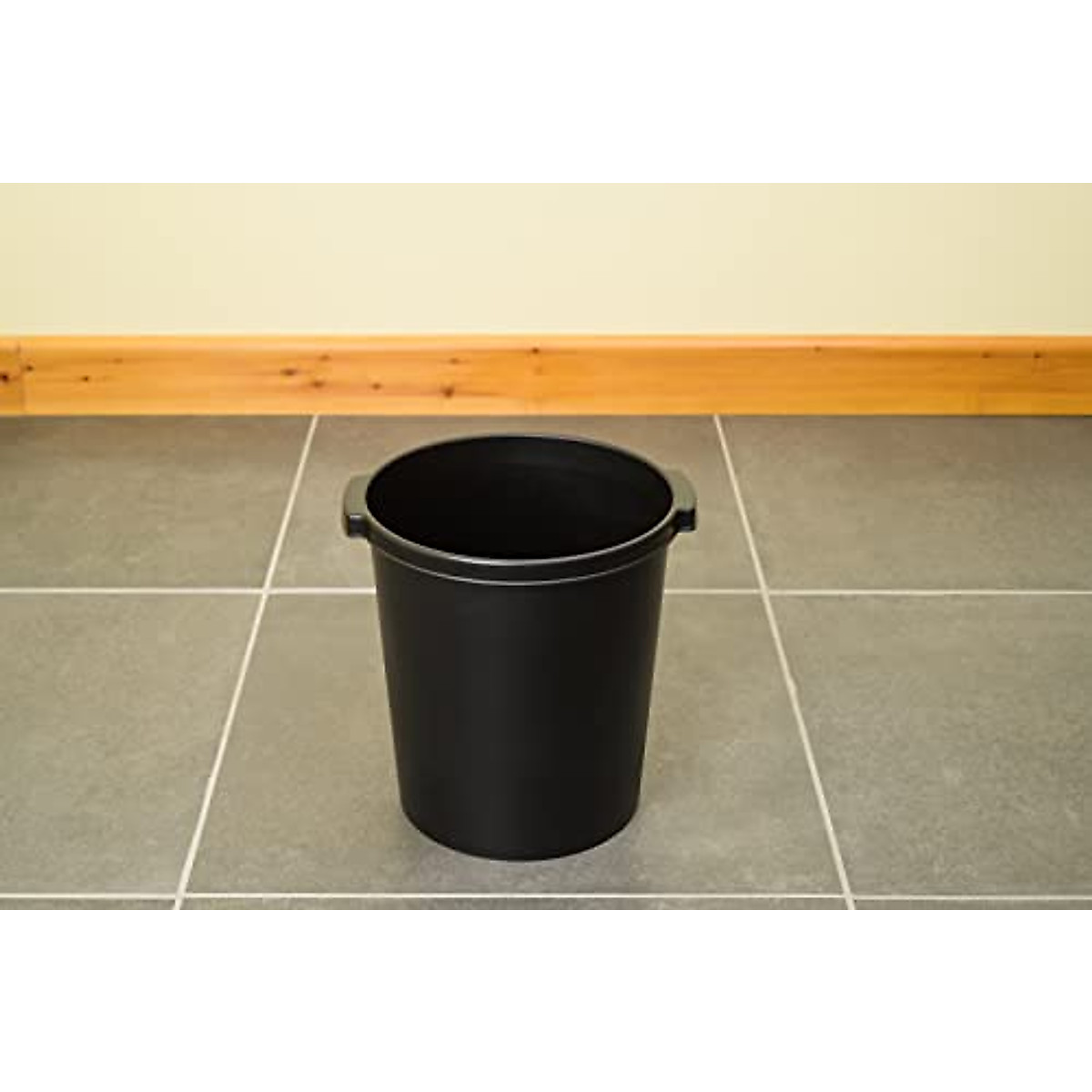 Tarifold Jalema® Re-Solution™ Commercial Wastepaper Trash Can for Office or Home, 4.75 Gallon/19 Quart Capacity, Black, 100% Recycled Plastic, 10/bx.