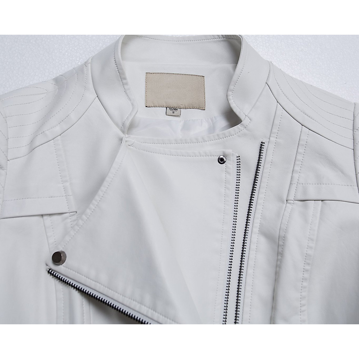 chouyatou Women's Fashion Tailored Zip-Up Faux Leather Quilted Racer Jacket (X-Small, White)