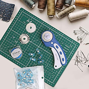 Rotary Cutter Set, 42Pcs Self Healing Cutting Mat Kit - 45mm Rotary Fabric Cutter with 5 Extra Cutter Blades, A4 Cutting Mat, 20 Craft Clips, 15 Non-Slip Grips, Sewing Supplies for Crafting Sewing