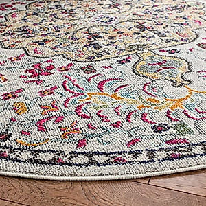 SAFAVIEH Madison Collection Area Rug - 5' Round, Grey & Gold, Boho Chic Medallion Distressed Design, Non-Shedding & Easy Care, Ideal for High Traffic Areas in Living Room, Bedroom (MAD447G)