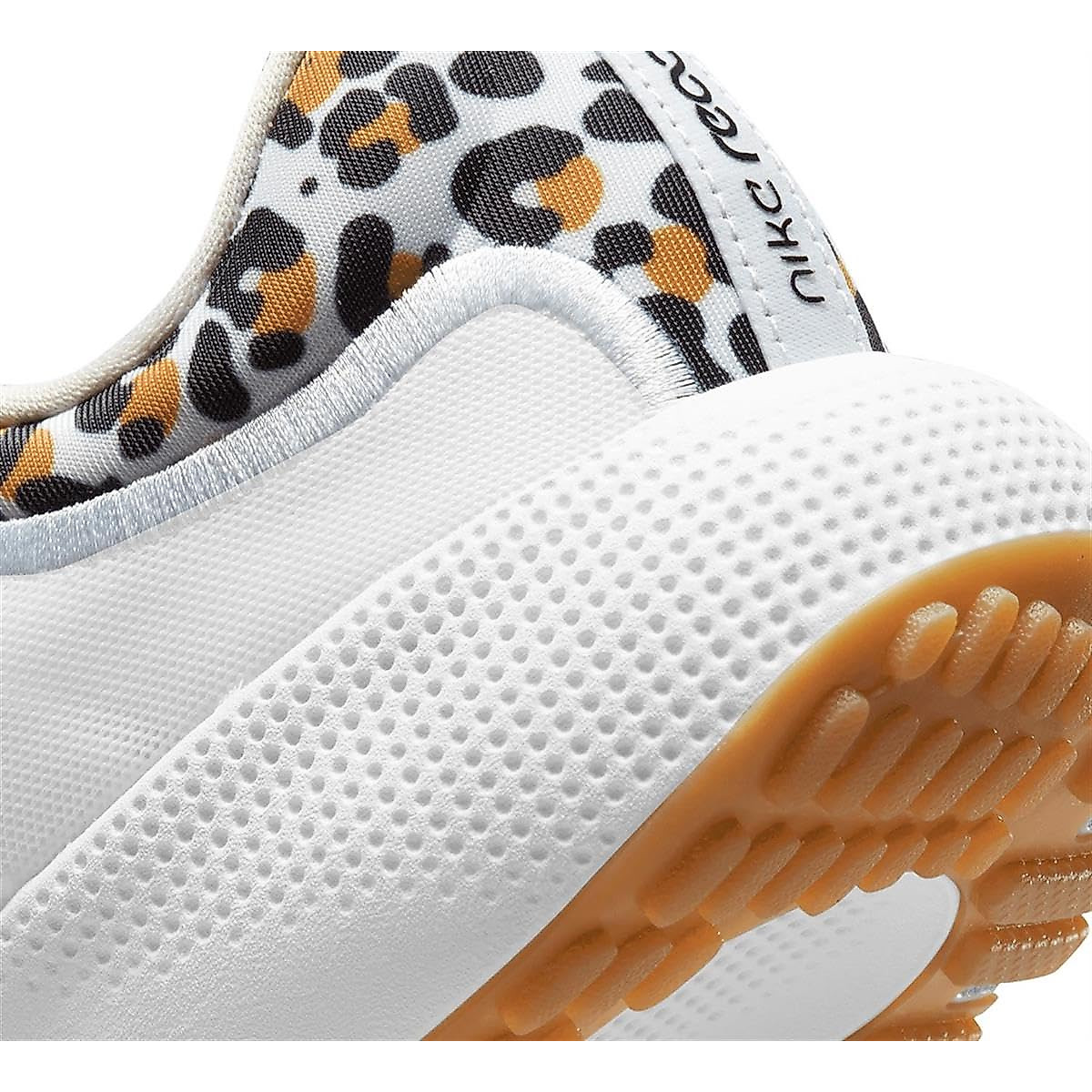 Nike Womens React Escape RN Running Shoes, White/Black-Light Bone-Wheat, 8 M US