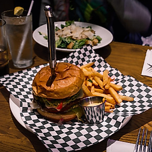 GeeRic Waxed Deli Paper Sheets 12 * 12 Inch, 100 Pcs Food Basket Liners for Sandwiches, Burgers, Checkered Deli Wrap Wax Paper Sheets Black