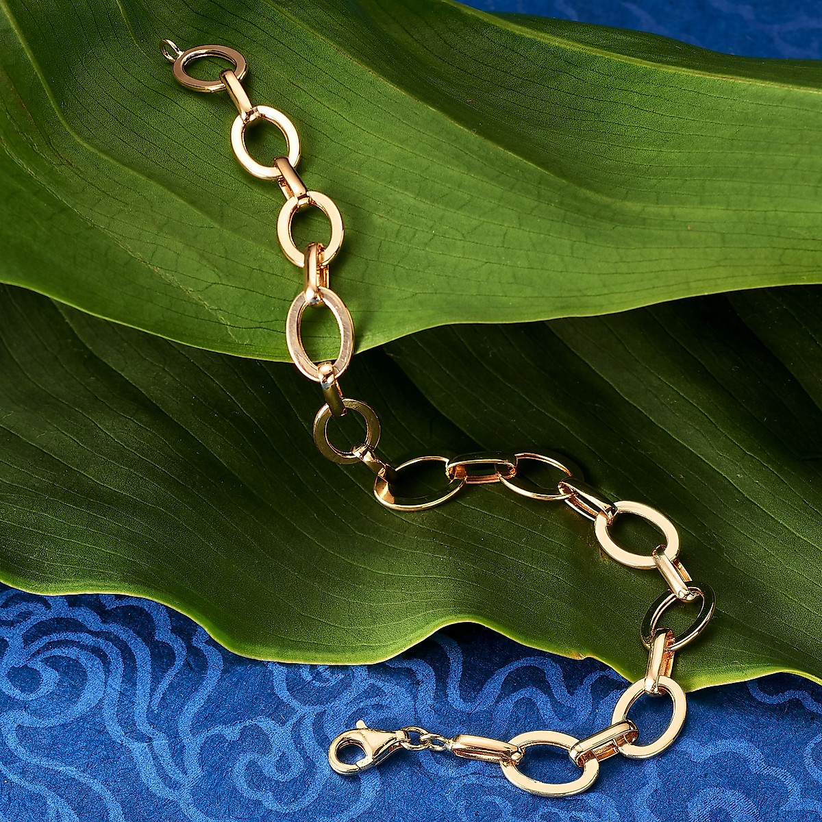 Ross-Simons 14kt Yellow Gold Flat Oval-Link Bracelet. 8 inches