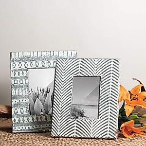 Foreside Home and Garden 5 x 7 inch Decorative Distressed Whitewashed Metal Pattern Picture Frame, 5x7, Gray