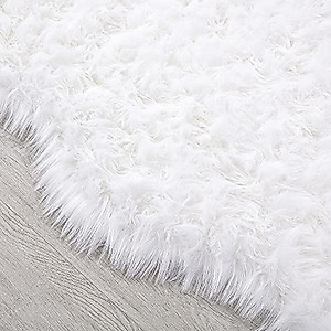 HOMBYS Fluffy Faux Fur Sheepskin Area Rug 5x8 ft, Large Shag Floor Mat for Living Room Bedroom, Soft Bedside Carpet for Kids Room Sofa Nursery, White