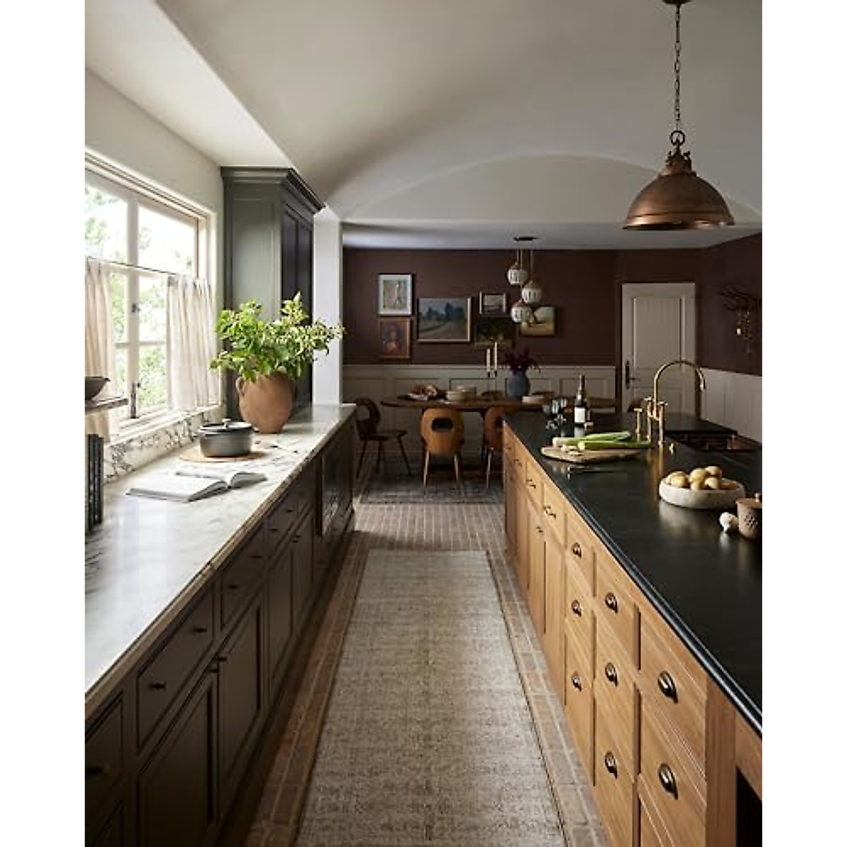 Loloi Amber Lewis x Honora Ivory/Natural 6'-7" x 9'-2" Area Rug