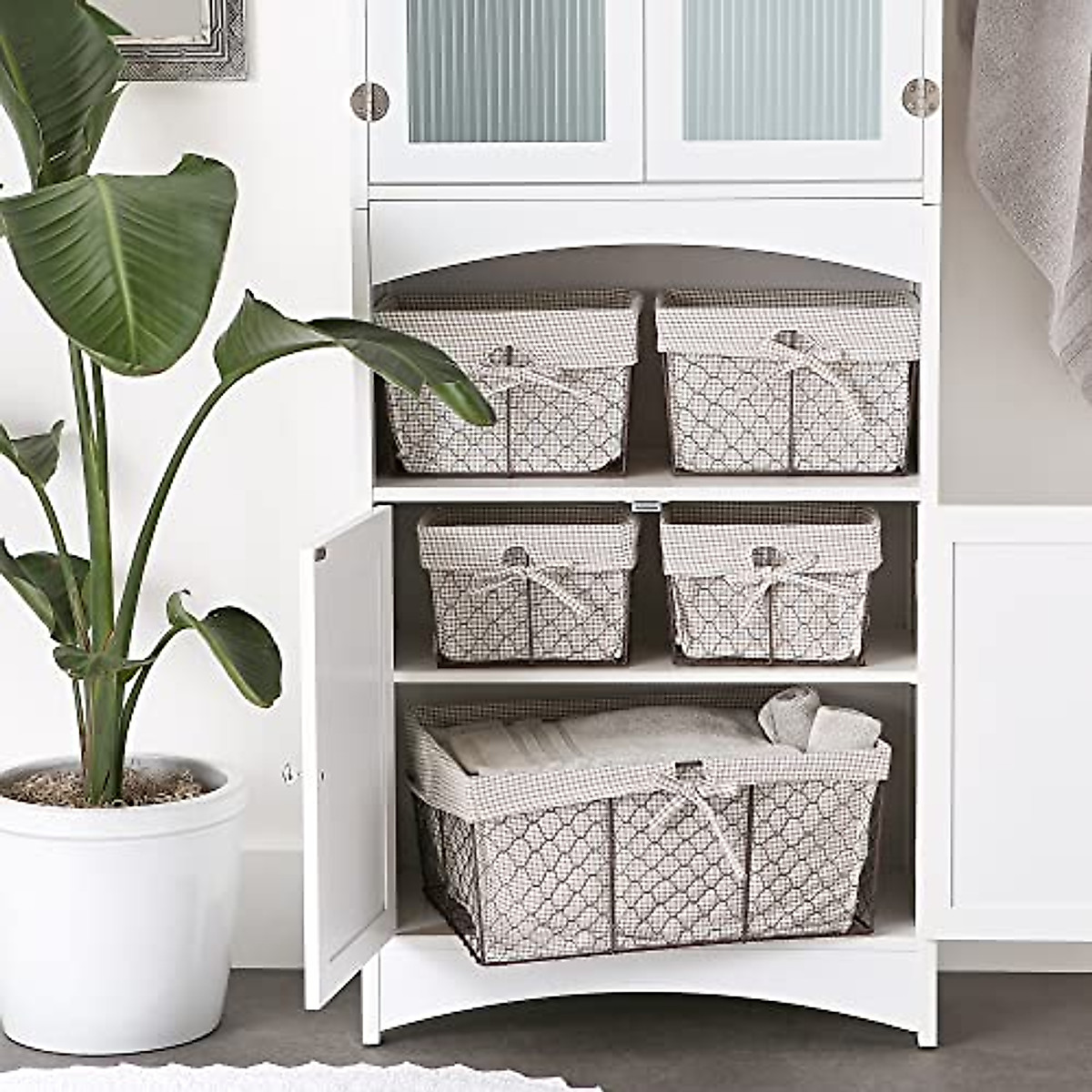 DII Farmhouse Chicken Wire Storage Baskets with Liner, Set of 5, Rustic French Blue, Assorted Sizes, 5 Piece