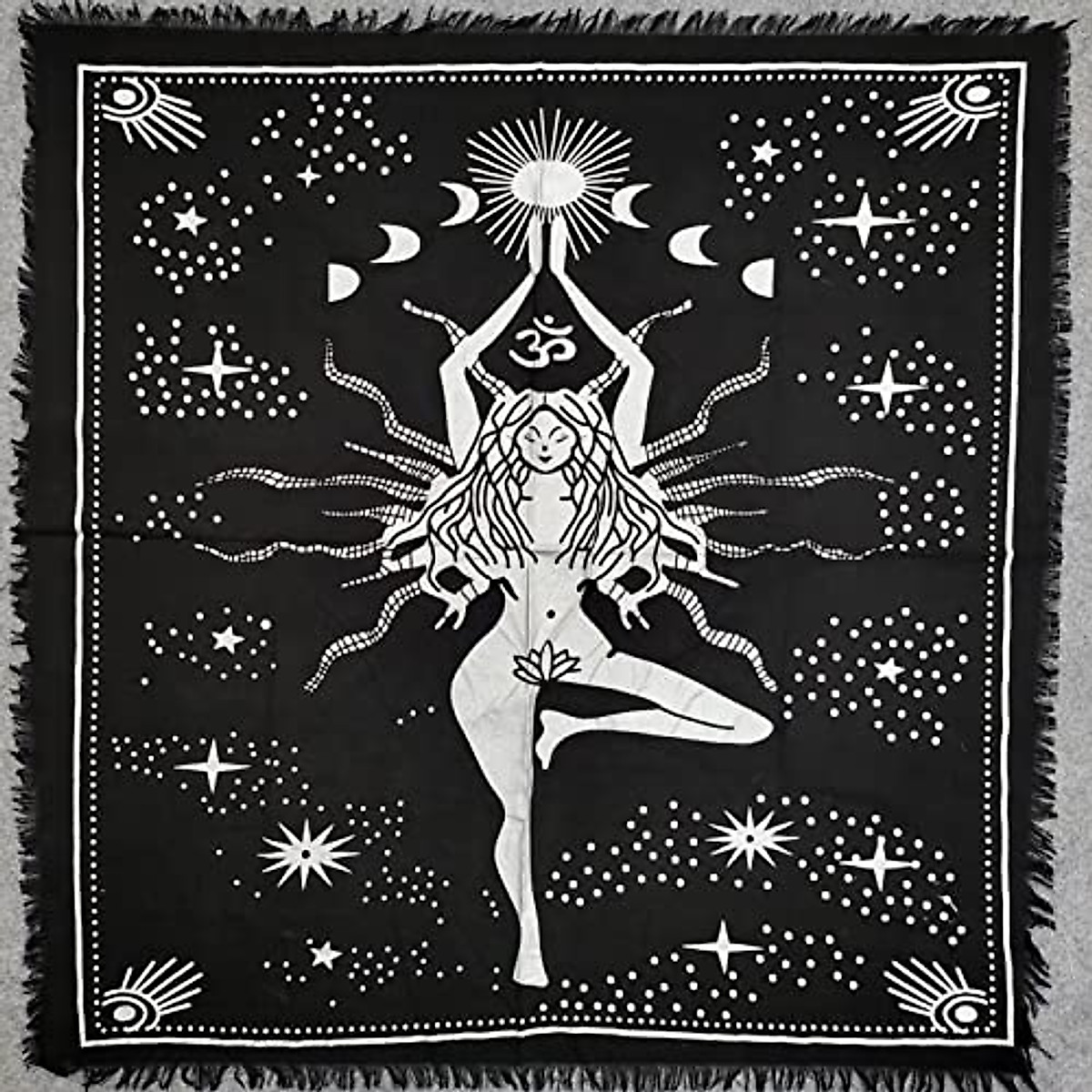 THE ART BOX Altar Cloth Tarot Cards Table Napkins Witchcraft Supplies Black Gold Tablecloth Square Alter Pagan Spiritual Celestial Deck Cloth with Fringes, Natraj-Silver, 36X36 Inch