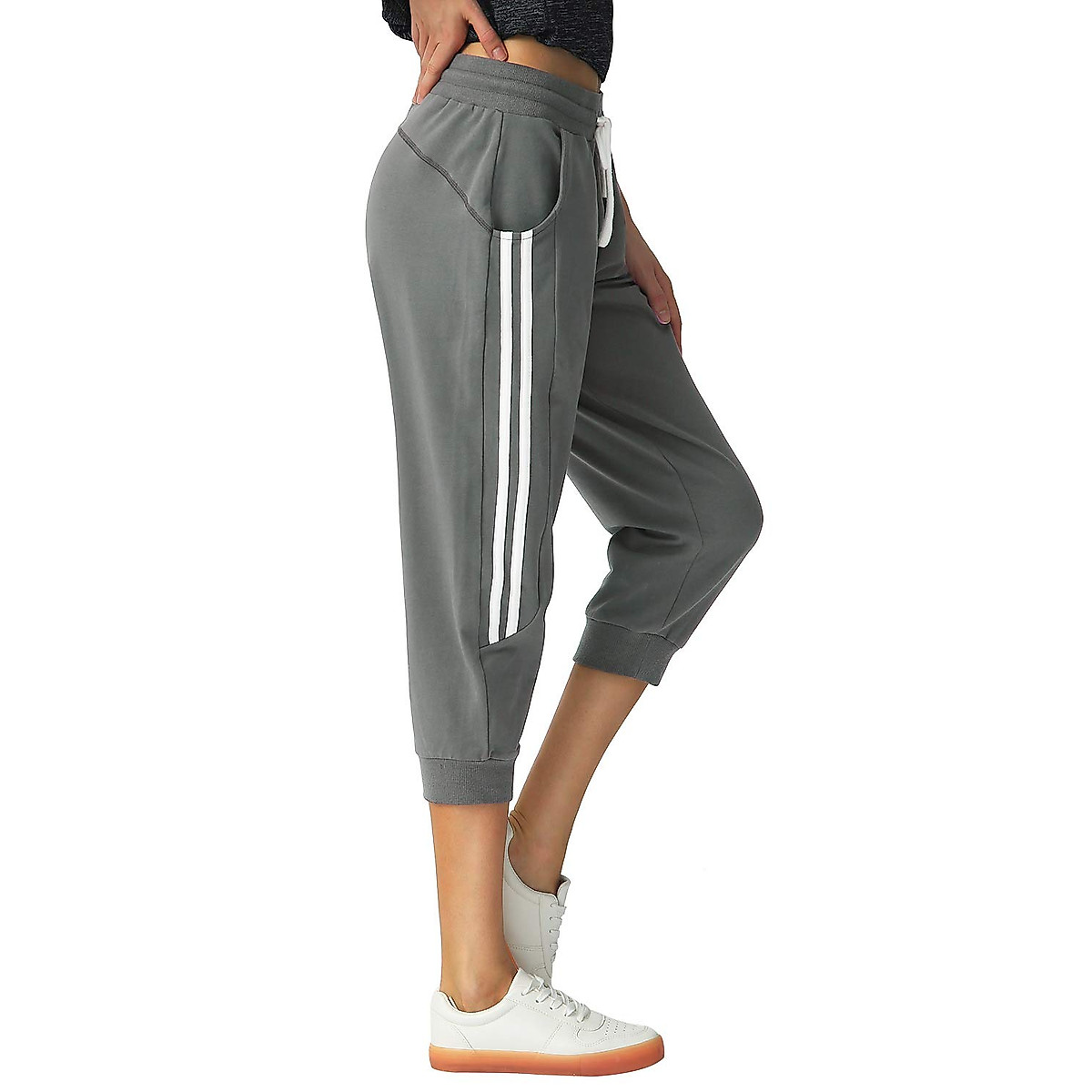 SPECIALMAGIC Women's Capri Pants Cropped Joggers with Pockets Elastic Waist Drawstring Capri Sweatpants Dark Grey Large