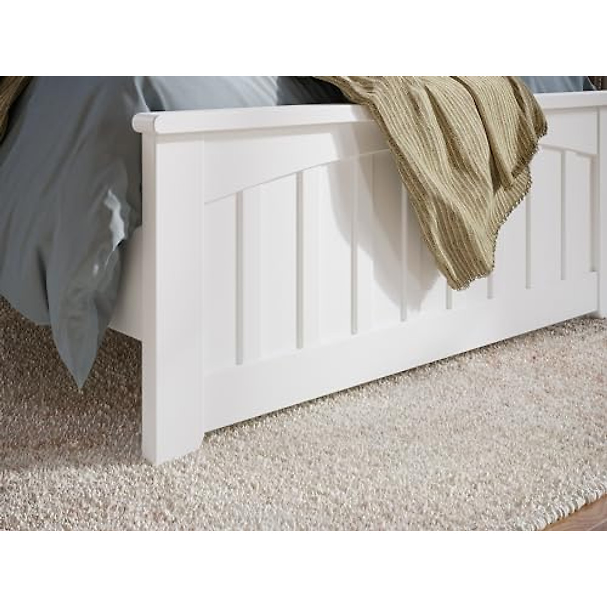 AFI, Becket Twin XL Solid Wood Low Profile Platform Bed with Matching Footboard, White