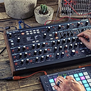 Novation Peak 8-Voice Desktop Polyphonic Synthesiser with 2 LFOs per voice, 16-slot modulation matrix, 3 analogue distortion points, and digital effects