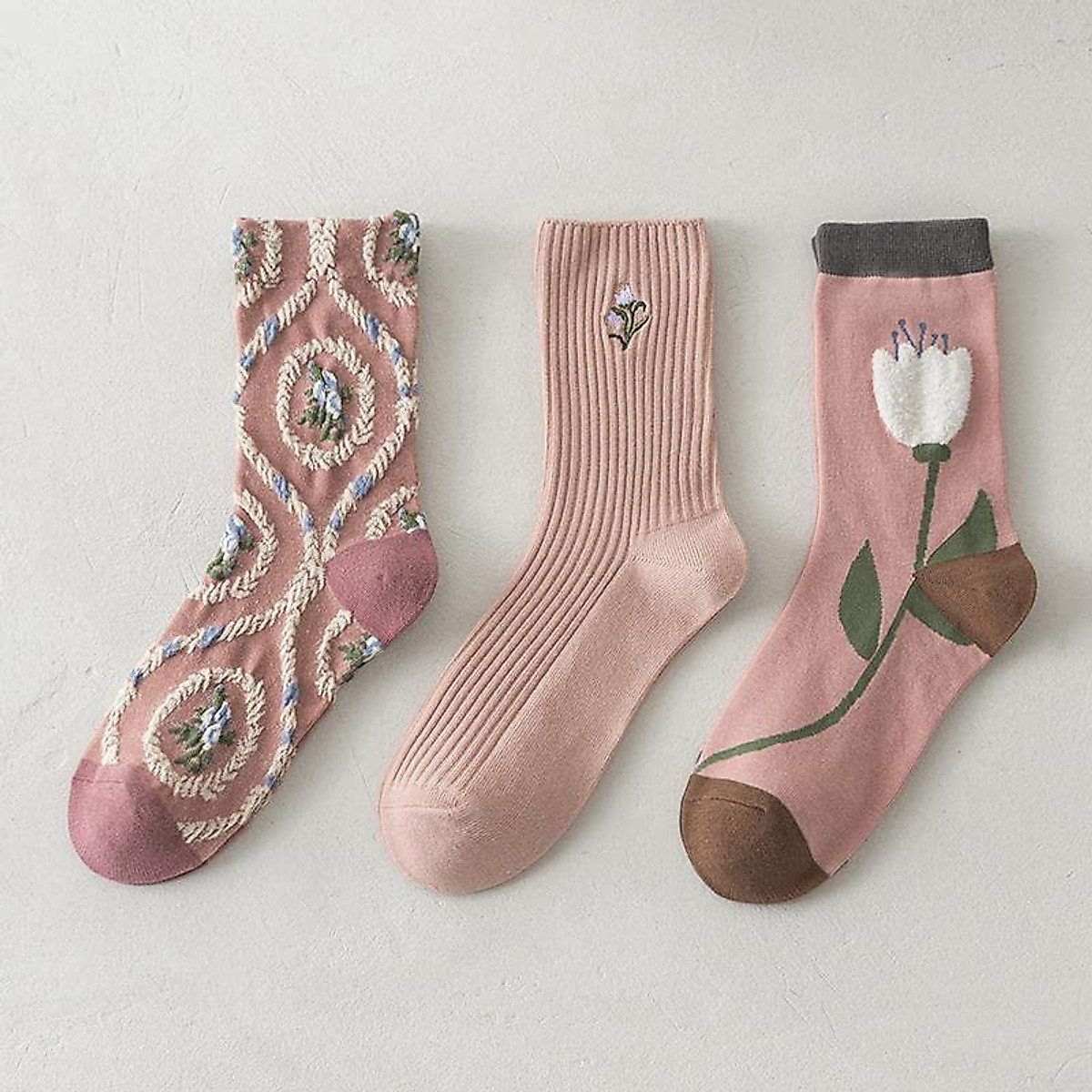 CYee 3 Pairs Kawaii Flower Pattern Pink Socks for Women Pink Embroidered Soft Breathable Socks Stretchy Mid Tube Ankle Sock