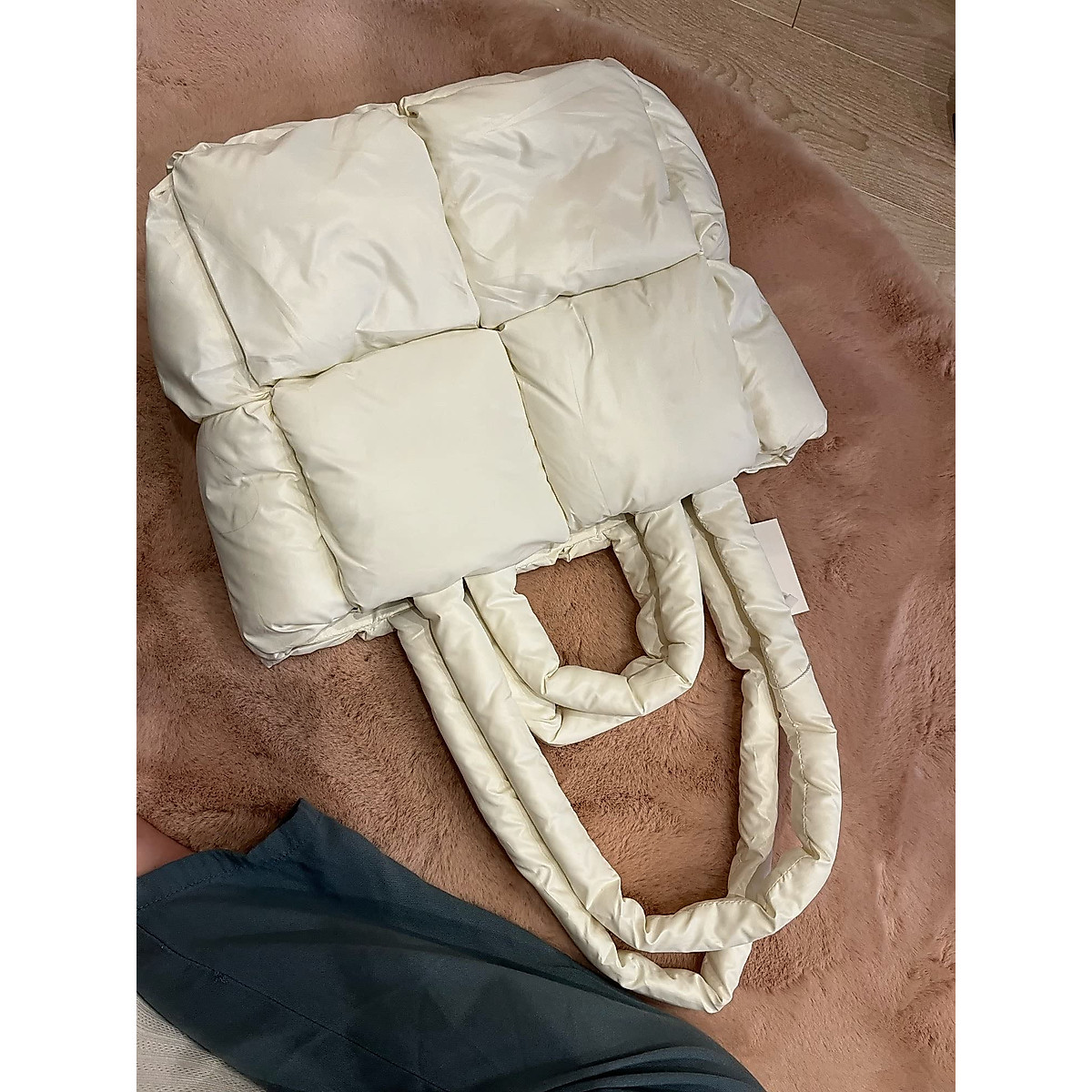 Fluffy Cotton Tote Shoulder Bag for Women,Trendy Design Big Capacity Handbag Soft Waterproof Nylon Lightweight Purses (Beige)