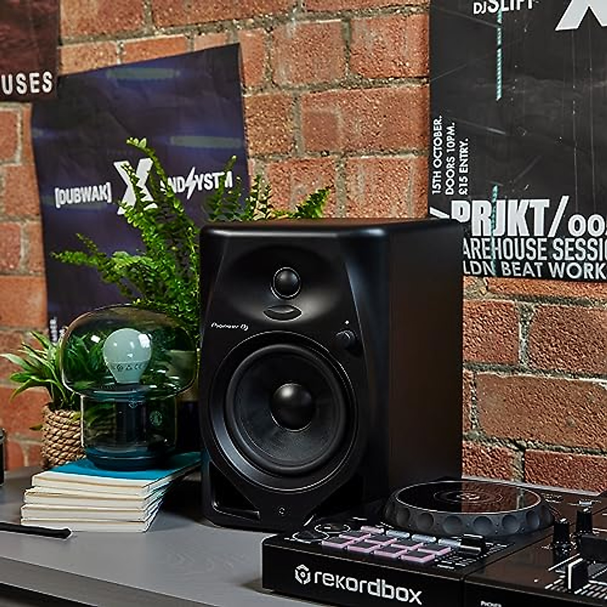 Pioneer DJ DM-50D 5-inch Active Monitor Speaker - Black