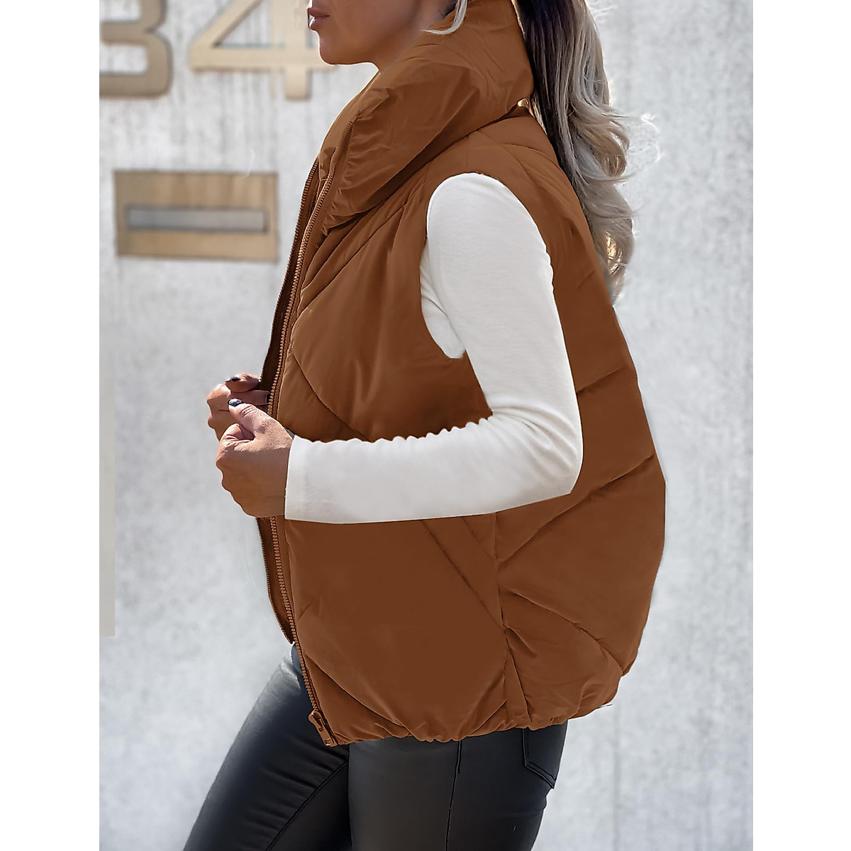 MEROKEETY Womens Puffer Vest Sleeveless Zip Up Quilted Coat Lightweight Stand Collar Gilet Jacket With Pockets Brown Medium