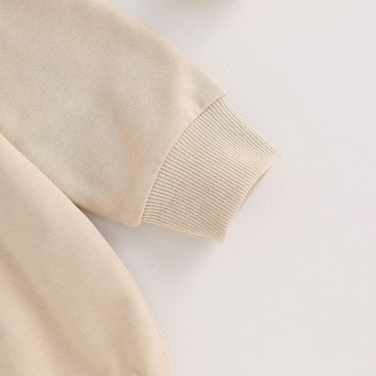 YINGISFITM Newborn Baby Girl Clothes Crewneck Sweatshirt Romper Sisters Sweater Shirts Onesie Fall Winter Cute Outfits (LIL SIS Begie, 0-3 Months)