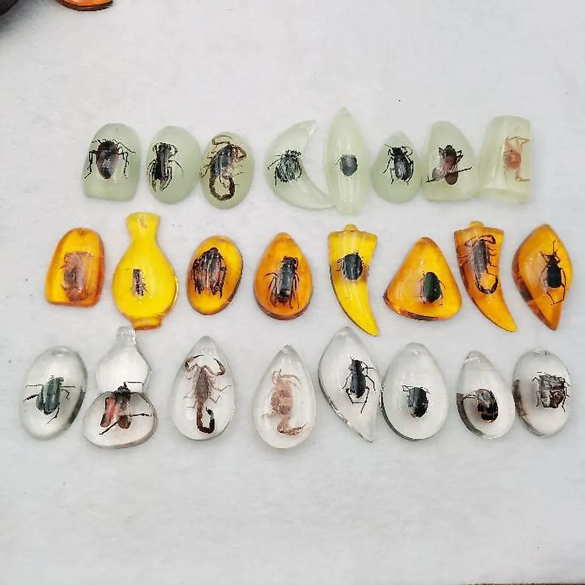 Multiple Psc Insect Amber Fossils, Luminous Amber Fossil Pendants, Educational and Scientific Amber Collections (12Pcs)