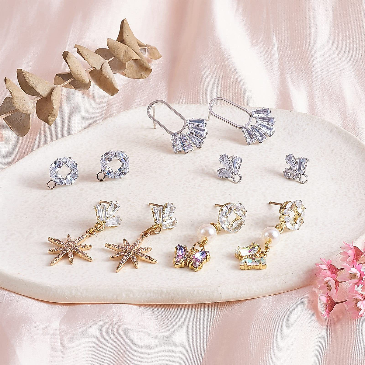 BEEFLYING 12Pcs Gold Plated leaf Cubic Zirconia Earring Studs Platinum U-shape Tassel Rhinestone Brass Earring Posts with Metal Loop for Women DIY Dangle Earrings Making