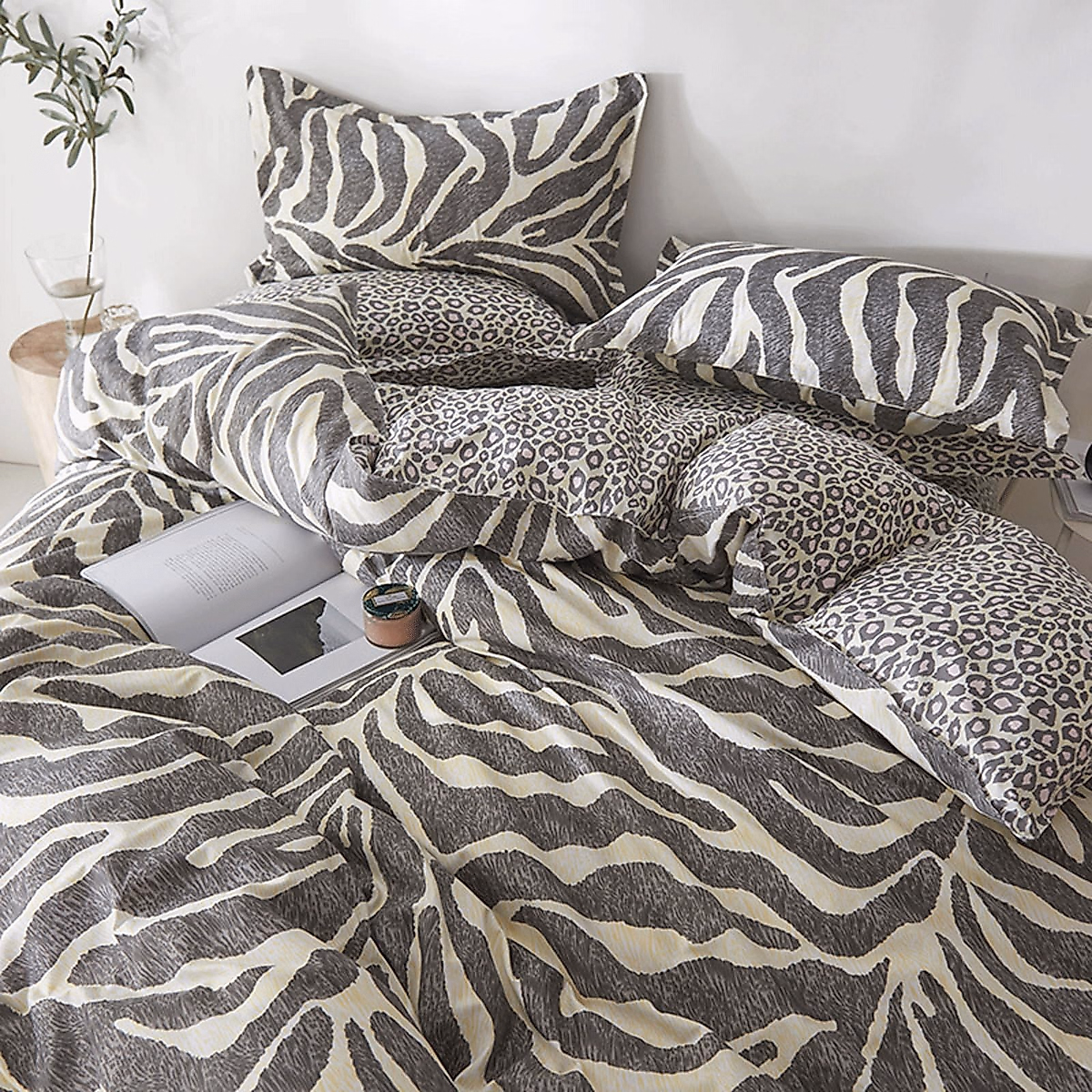 BUniq Duvet Cover 3 Pieces Queen King Full Twin Size with Zipper Closure, 4 Ties(1 Quilt Cover 2 Pillowcases)(Queen,002)