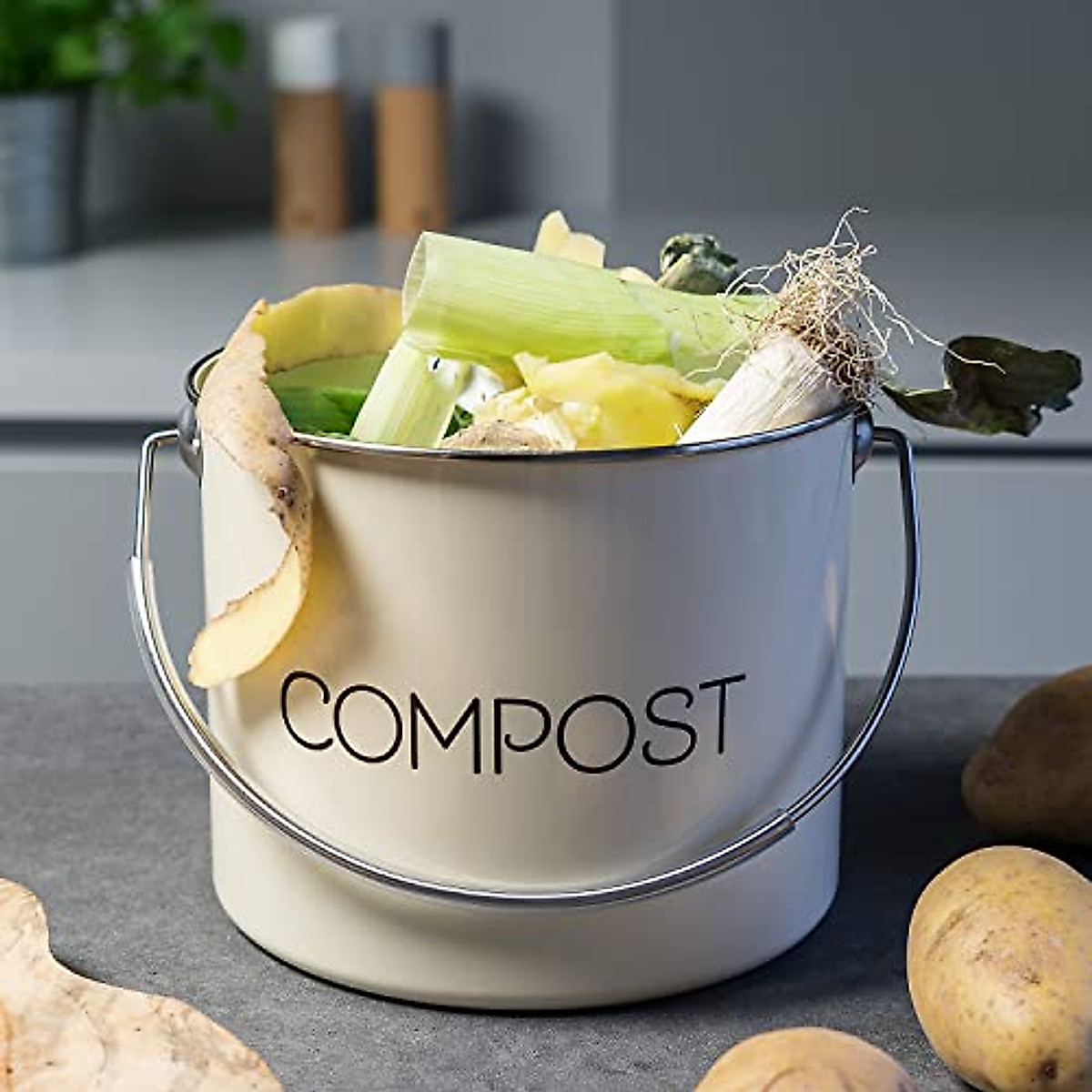 Stylish Navaris Indoor Compost Bin - 1.3 Gallon