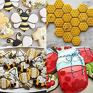 Fangleland Bee Themed Cookie Cutters, 8 Pack Bumble Bee Baking Molds Stainless Steel Biscuit Sandwich Cake Cutter Set for Baby Shower Party Supplies Favors