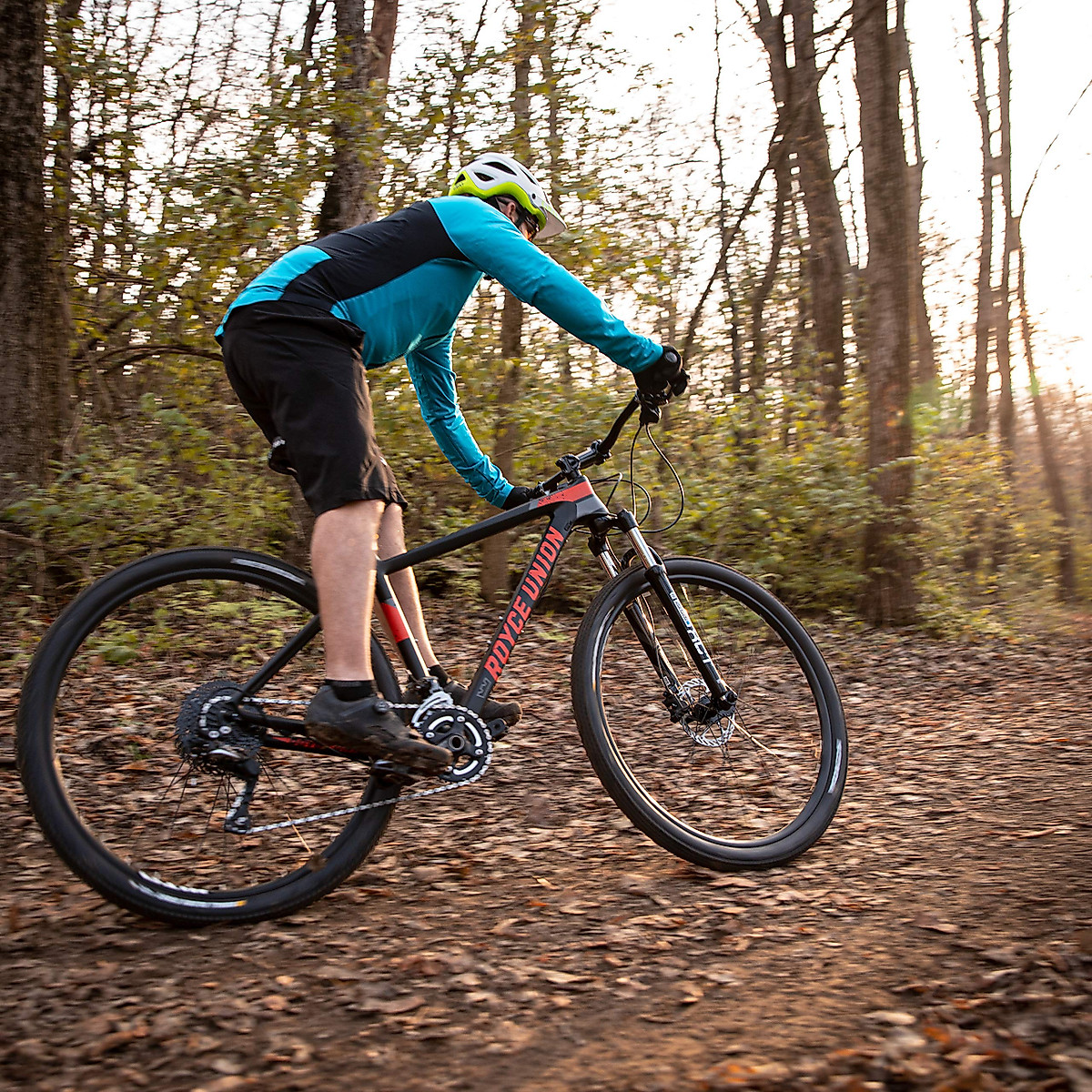 ROYCE UNION RCF Lightweight Carbon Mountain Bike, Matte Black, 29 inch Wheels / 19 inch Frame