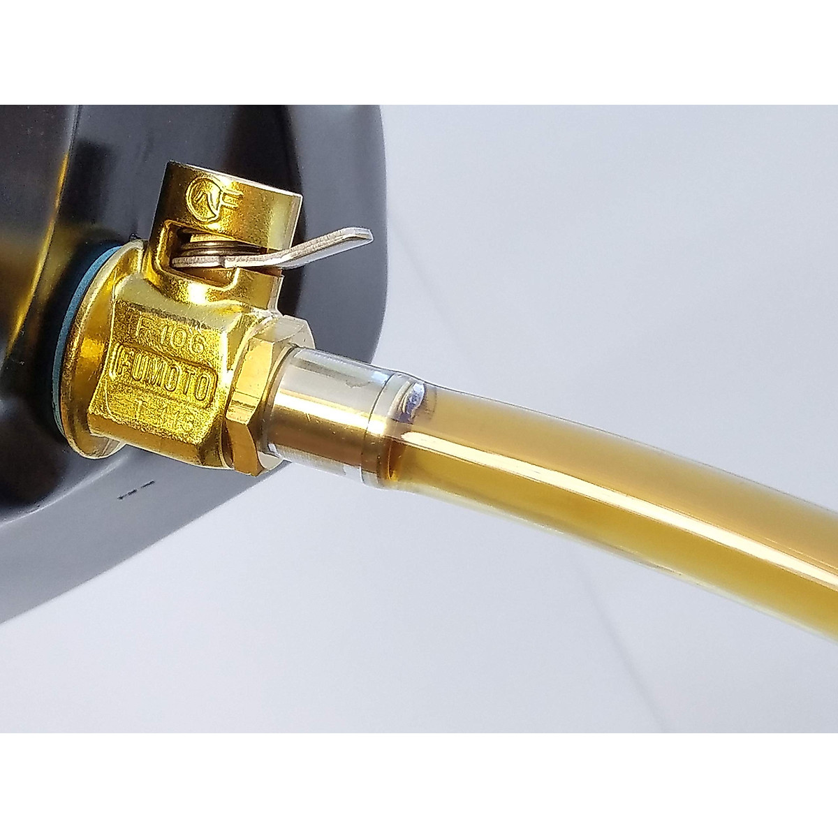 Fumoto F106N FN-Series Drain Valve with Long Nipple with Lever Clip