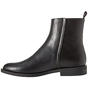 Amazon Essentials Women's Exterior Zip Flat Ankle Boot, Black Faux Leather, 5.5