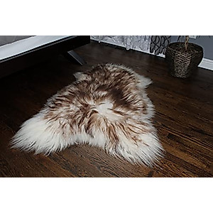 Home Collezione by Salvani Genuine Icelandic Sheepskin Rug Throw (Shade of Brown) 24"x36"