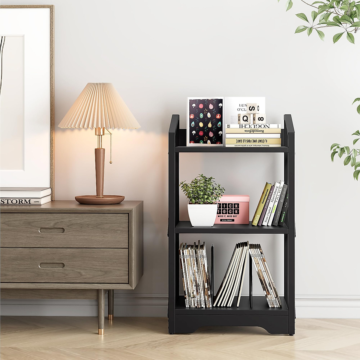 Vagusicc Bookshelf, 3 Tier Industrial Bookcase, Metal Small Bookcase, Rustic Etagere Book Shelf Storage Organizer for Living Room, Bedroom, Home Office, Small Bookshelf for Small Spaces (Black)