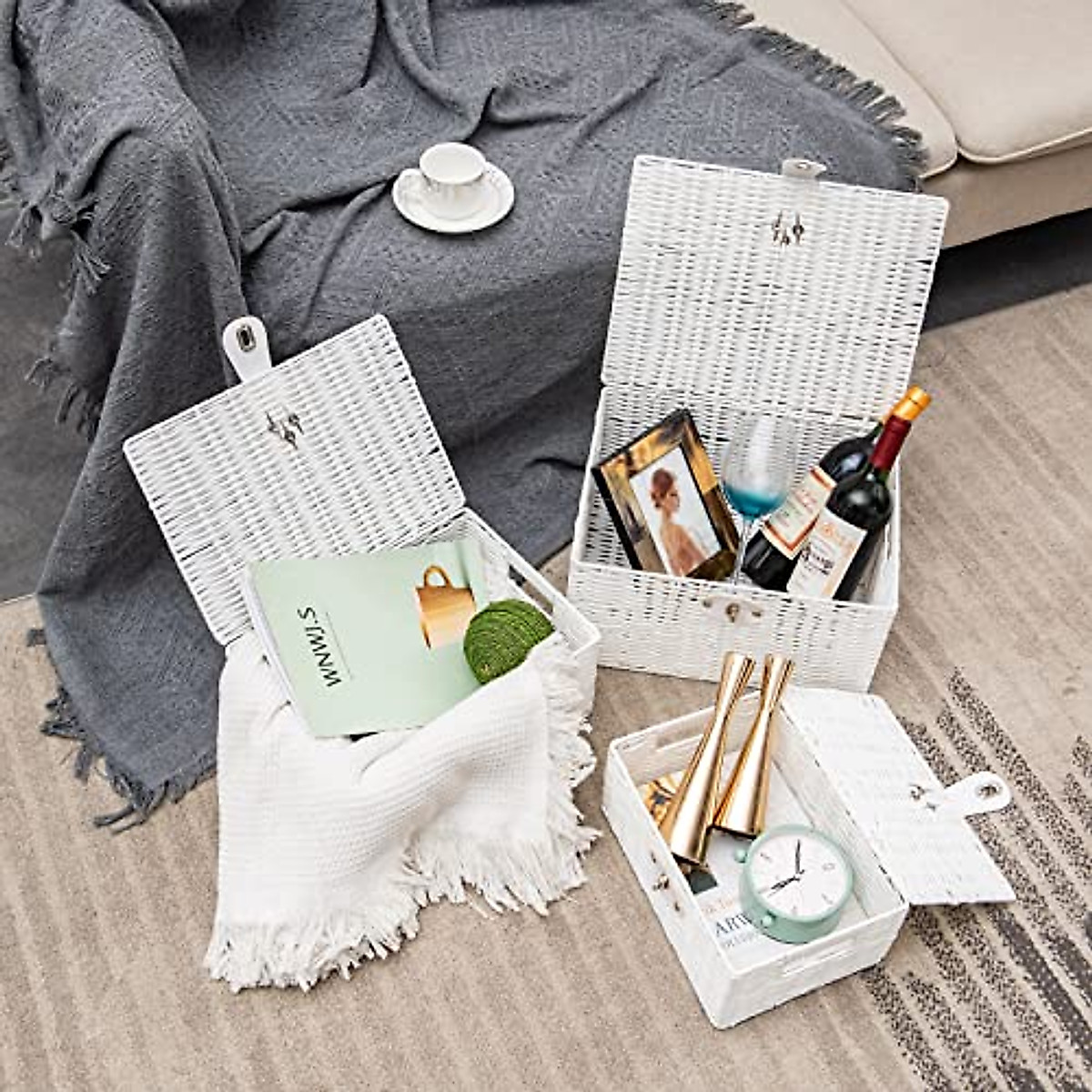 Homepeaz Set of 3 Woven Wicker Storage Basket Box with Lid & Lock, Built-in Carry Handles, Multifunctional Storage Organiser for Nursery, Baby, Clothes, Toys, Books, Large/Medium/Small Size (White)