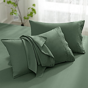 Aormenzy Microfiber Pillow Cases - Standard Size Set of 4-1800 Thread Count Ultra Soft Green Pillowcases - Wrinkle Resistant Pillow Covers with Envelope Closure - 20" x 26"