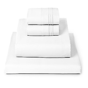 Mellanni Queen Sheet Set - Hotel Luxury 1800 Bedding Sheets & Pillowcases - Extra Soft Cooling Bed Sheets - Deep Pocket up to 16 inch Mattress - Wrinkle, Fade, Stain Resistant - 4 Piece (Queen, White)