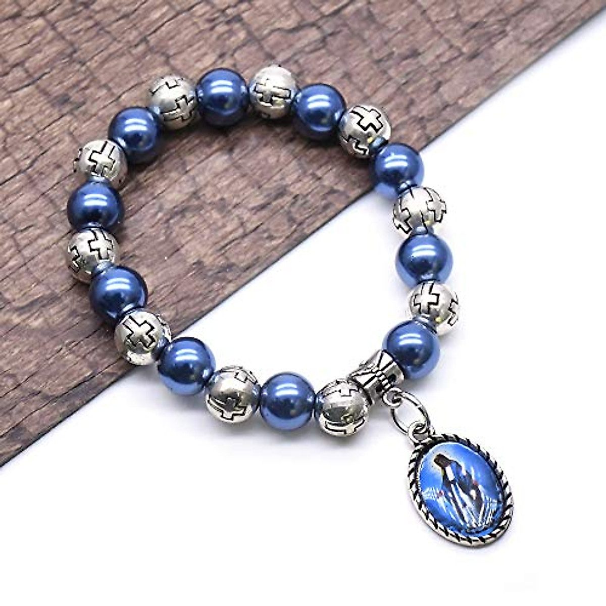 OEMOO Bead Bracelets for Women, Virgin Mary Medal String Bracelet, Rosary Strand Stretch Bracelet Religious Gifts Catholic Gifts for Women
