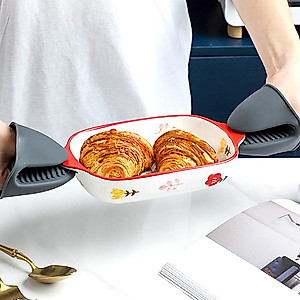 Xihuimay 2 Pairs Silicone Mitts Double Finger Grip Mini Mitt Pot Holders Pot Pinch Grip Microwave Frying Pans Anti-scalding Gloves Griddles Mittens Clips for Kitchen Cooking Baking BBQ, White Black