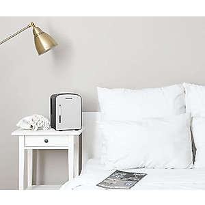 Honeywell 4 Liter Personal Fridge Cools Or Heats & Provides Compact Storage For Skincare, Snacks, Or 6 12oz Cans