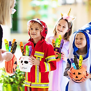 Shemira Halloween Party Favor for Kids, 24 Pcs Jumbo Pen in 6 Assorted Halloween Theme Designs for Trick or Treating, Halloween Goodie Bag Filler, Halloween Miniatures, School Classroom Rewards