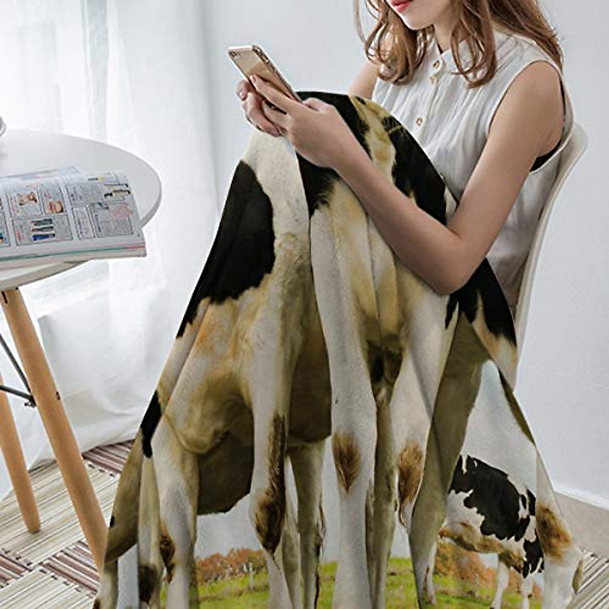 Singingin Ultra Soft Flannel Fleece Bed Blanket Farm Blue Sky Cow Throw Blanket All Season Warm Fuzzy Light Weight Cozy Plush Blankets for Living Room/Bedroom 40 x 50 inches