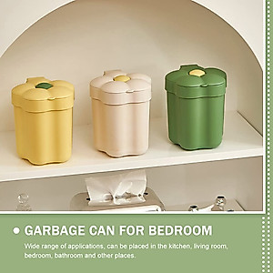 STOBOK Car Trash Bin Desktop Trash Can with Lid Mini Cute Waste Paper Basket Cartoon Flower Design Garbage Container Bin for Home Office Bedroom Nursery Room Green Automotive Garbage Cans