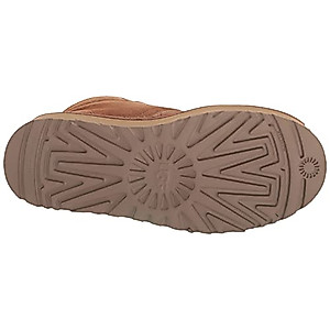 UGG Women's Neumel Platform Fashion Boot, Chestnut, 10