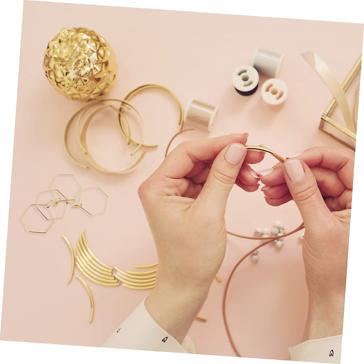 VILLCASE 150 pcs Earrings Hanger Earrings Geometric Earring Charms Geometric Frame Pendants Earring Pendant Dangle Charms Earrings Wire Hoops Bag Backless Stainless Steel Connector