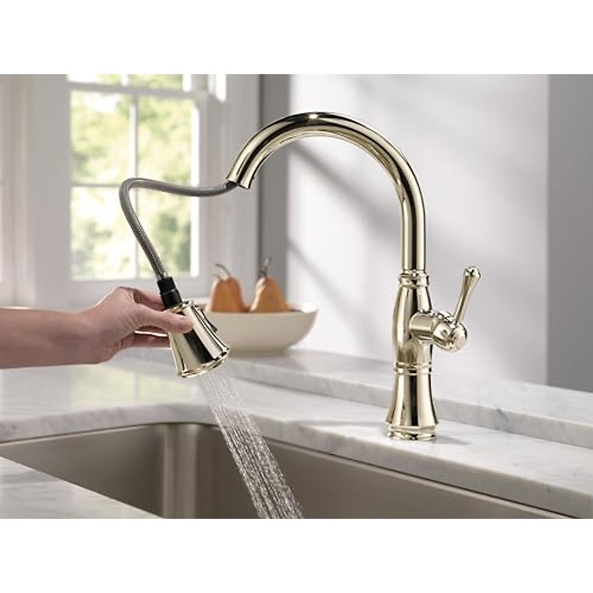 Delta Faucet Cassidy Pull Down Kitchen Faucet, Kitchen Faucets with Pull Down Sprayer, Kitchen Sink Faucet, Faucet for Kitchen Sink, Magnetic Docking, Lumicoat Polished Nickel 9197-PN-PR-DST