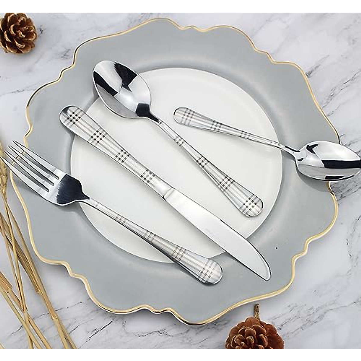 Silverware Set Flatware Retro Black Polka Dots for 4 Utensil Cutlery Geometric，Mirror Polished，Great for Famil，Dinnerware，Gatherings Daily Use–Spoons,Knives,Teaspoons,Forks 20-Piece