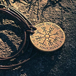 Shire Post Mint Vegvisir Norse Compass Necklace on Leather Cord